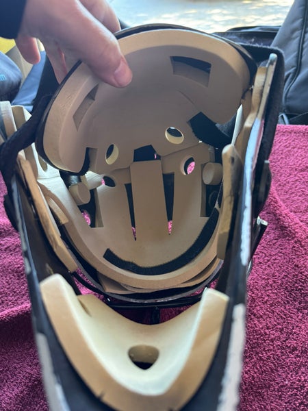 Pro mask | SidelineSwap | Buy and Sell on SidelineSwap