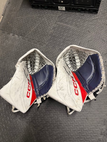 2024 CCM EFlex 6 Regular (Used) | SidelineSwap | Buy and Sell on ...