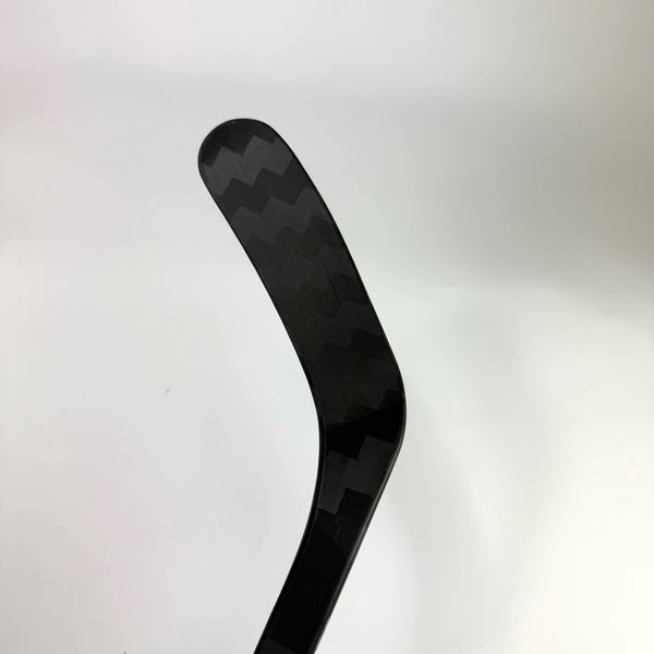Unreleased - New Left CCM Vizion 2 Proto | 75 Flex P90T Curve Grip ...