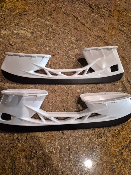 CCM Speedblade XS Holder w/ Black Steel (New) | SidelineSwap | Buy and ...