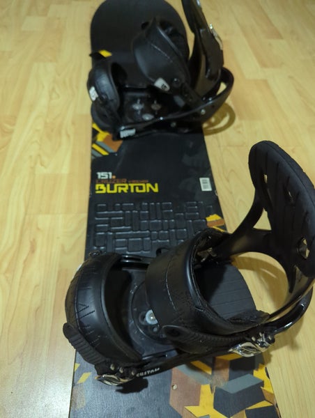 Burton cruzer v-rocker snowboard 151cm W Burton bindings L fit 10.5-13 ...