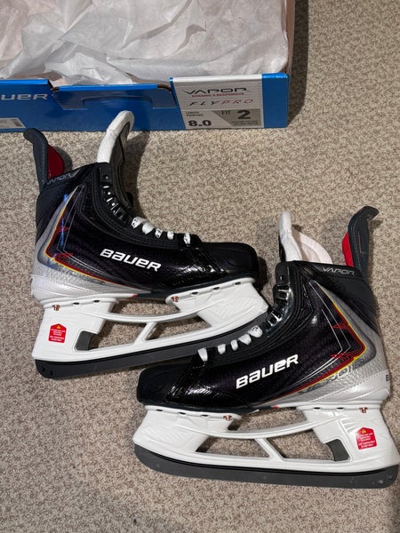 NEW BAUER VAPOR FLYPRO SKATES - 8.0 Fit 2 | SidelineSwap | Buy and Sell ...