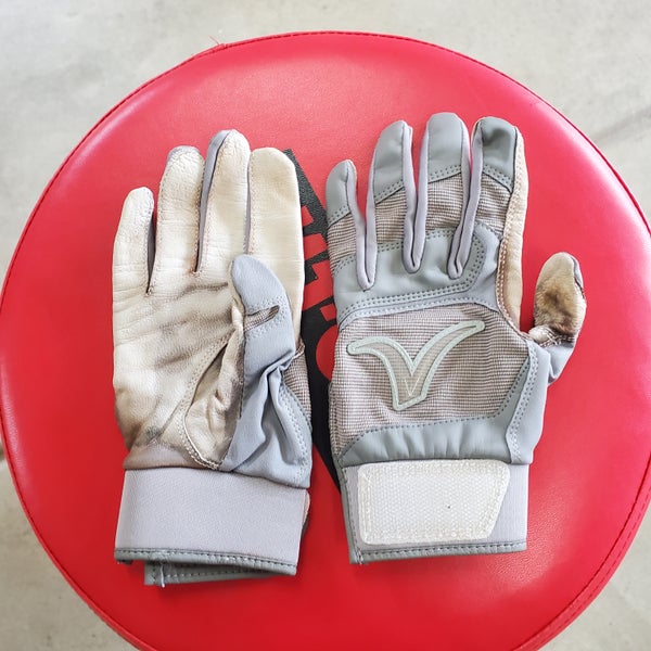 Victus Batting Gloves (Used) | SidelineSwap | Buy and Sell on SidelineSwap