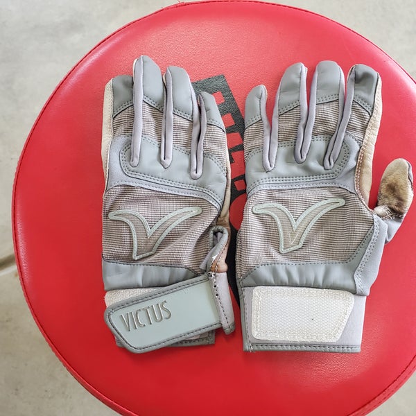 Victus Batting Gloves (Used) | SidelineSwap | Buy and Sell on SidelineSwap