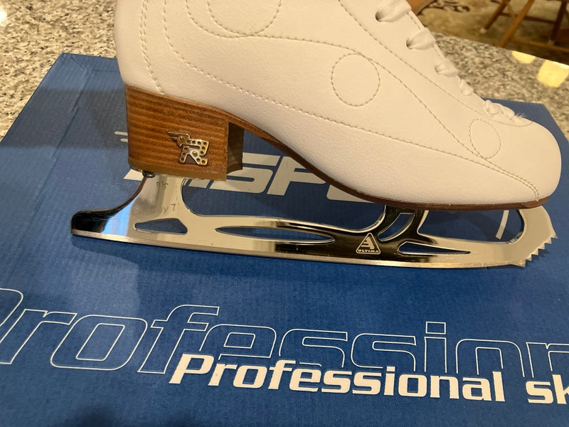 Risport Royal Pro Figure Skates C Adult 25.0 (Like New) | SidelineSwap ...