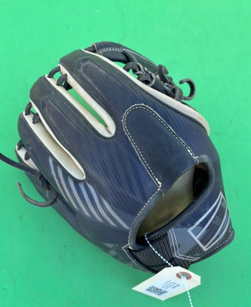 Black Rawlings REV1X RH Infield Baseball Glove 11.5" | SidelineSwap ...