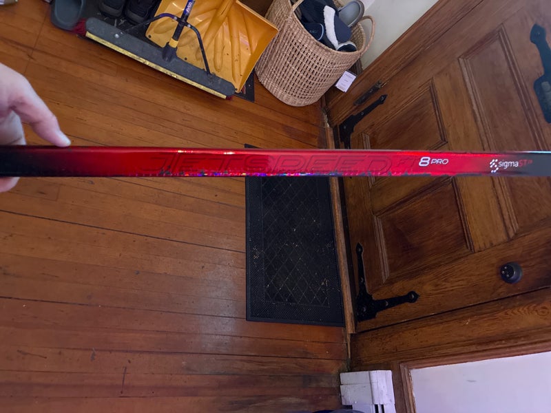 Intermediate CCM JetSpeed FT8 Pro Right Handed Hockey Stick P29 (Used ...