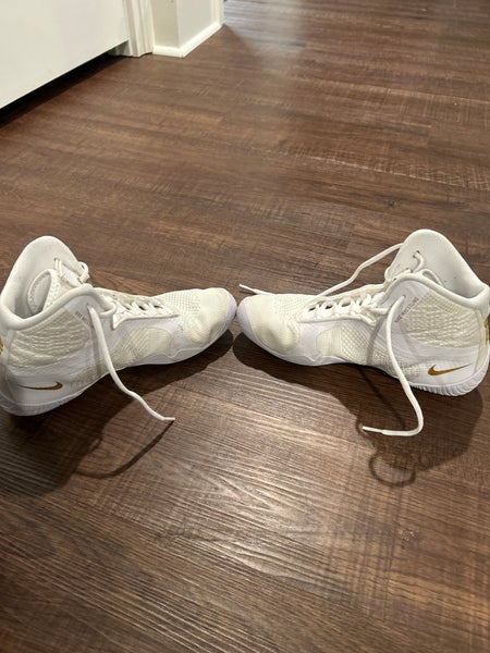 Nike (Used) | SidelineSwap | Buy and Sell on SidelineSwap