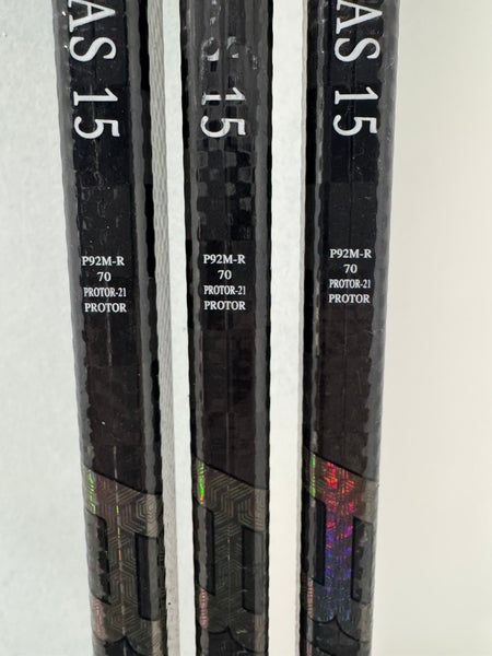 Senior Bauer Proto-R Right Handed Hockey Stick P92M 70 Flex Pro Stock ...