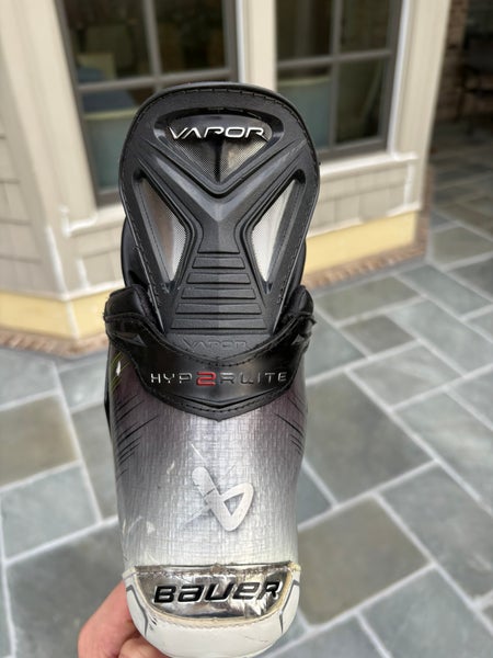 2023 Bauer Vapor Hyperlite 2 Hockey Skates Wide Width 6.5 (Used ...