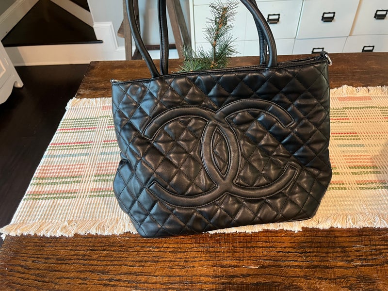 Chanel patent Medallion Tote Black | SidelineSwap | Buy and Sell on ...