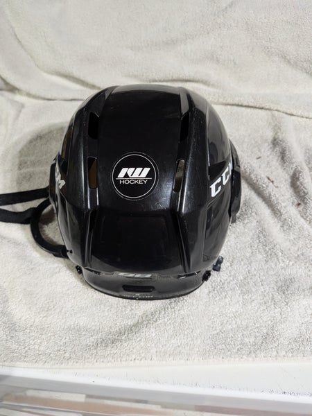 Medium CCM Vector V08 Helmet (Used) | SidelineSwap | Buy and Sell on ...