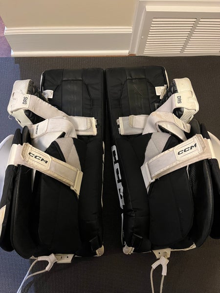 30" CCM EFlex 6.9 Goalie Leg Pads (Used) | SidelineSwap | Buy and Sell ...