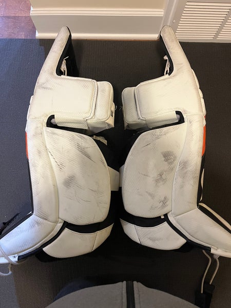 30" CCM EFlex 6.9 Goalie Leg Pads (Used) | SidelineSwap | Buy and Sell ...