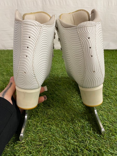 EDEA Wave 250mm Figure Skates | Wide Width (C) | Jackson Ultima Matrix ...