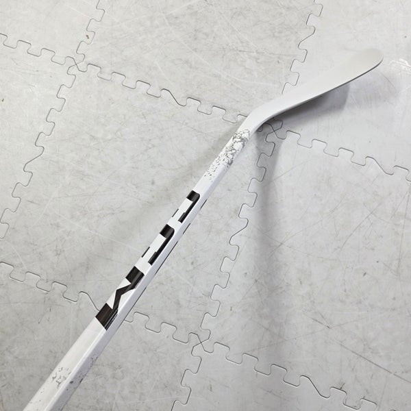 Single-CCM Ribcor Trigger 9 Pro RH P28 75 Flex Hockey Stick-White(New ...