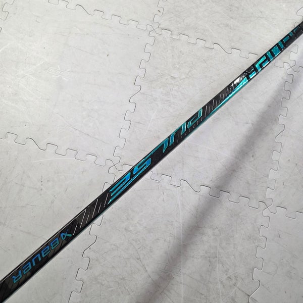 Single-Bauer Pulse RH P28 77 Flex Hockey Stick(New) | SidelineSwap ...