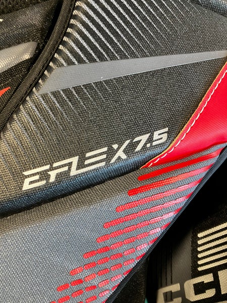 CCM Extreme Flex 7.5 Goalie Chest Protector | Junior Medium-Large ...