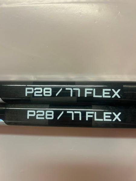 Senior Bauer Vapor FlyLite Right Handed Hockey Stick P28 77 Flex (New ...