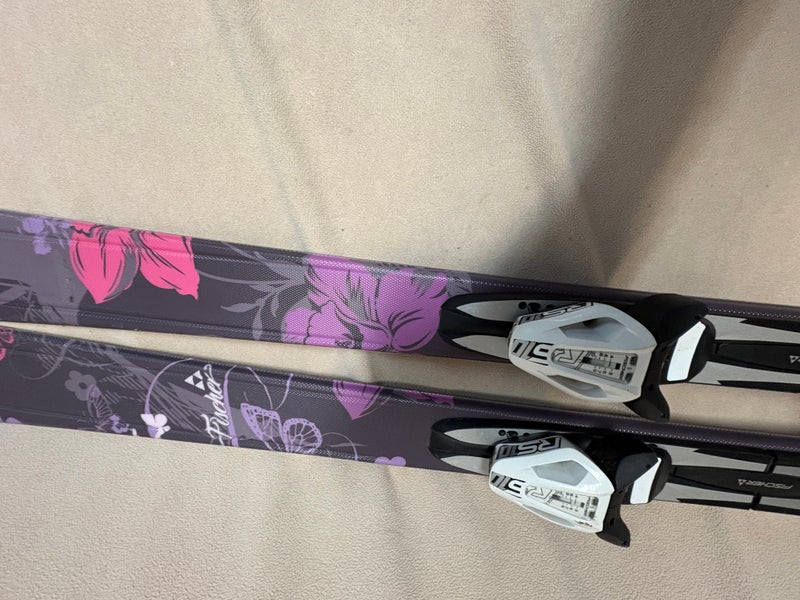All Mountain 150 cm Fischer Mystique Skis With Bindings (Used ...