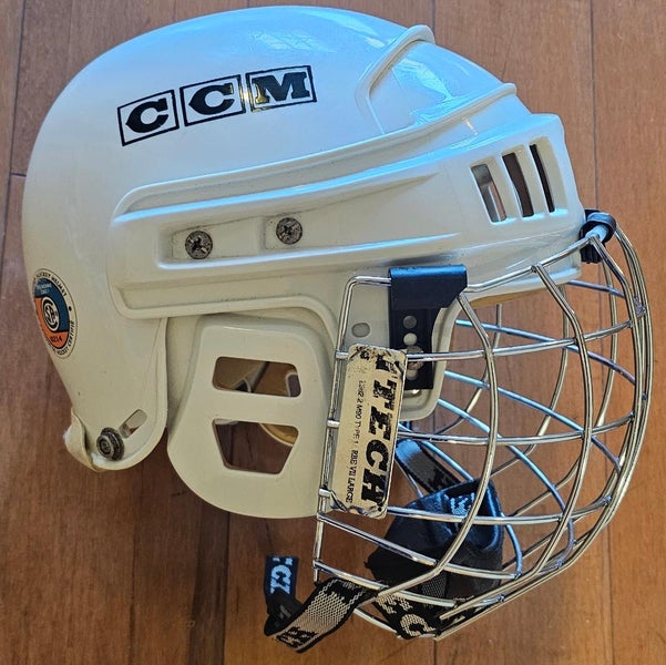 CCM Senior Medium Hockey Helmet White + Itech RBE VII Stainless Cage ...