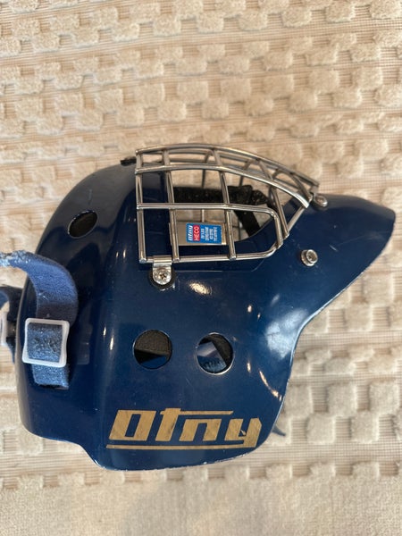 Otny Goalie Mask | SidelineSwap | Buy and Sell on SidelineSwap