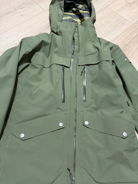 Black Crows Corpus 3L Gore-Tex jacket | SidelineSwap | Buy and Sell on ...