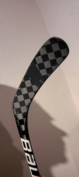 Senior Bauer Custom Right Handed Hockey Stick Toe Pattern 65 Flex (Used ...