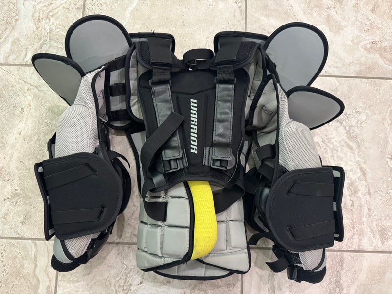 Medium Warrior RX3E+ Goalie Chest Protector (Used) | SidelineSwap | Buy ...
