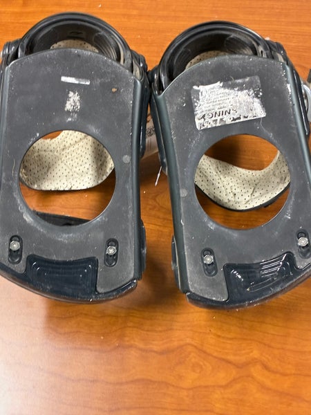 Medium Ride VXN Snowboard Bindings (Used) | SidelineSwap | Buy and Sell ...