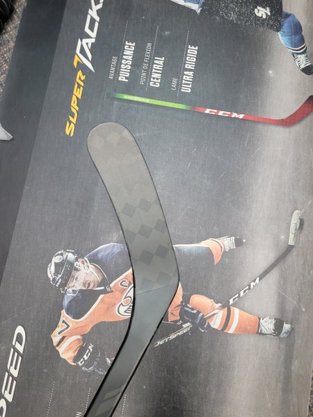 P86 | 80 Flex NEW! Senior CCM Tacks XF Pro Left Hand Hockey Stick Pro ...