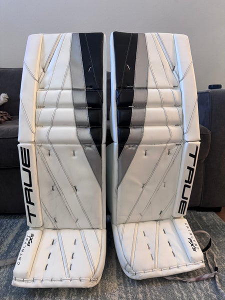 True Pro 35" +2 True px5 Goalie Leg Pads Glove & Blocker | SidelineSwap ...