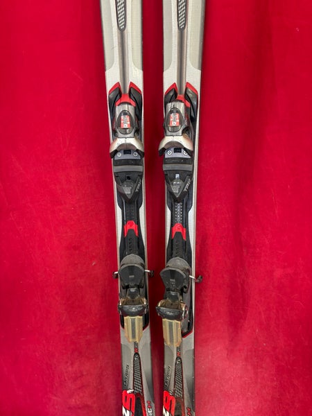 Skis: Rossignol Zenith Z9 Ti VAS Oversize skis, 176cm. Rossignol Axium ...