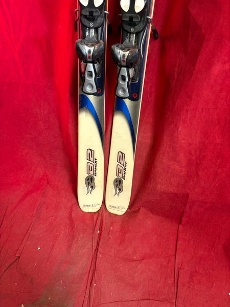 Skis: Rossignol Bandit B2 all-mountain skis., 162cm. Bindings: Salomon ...