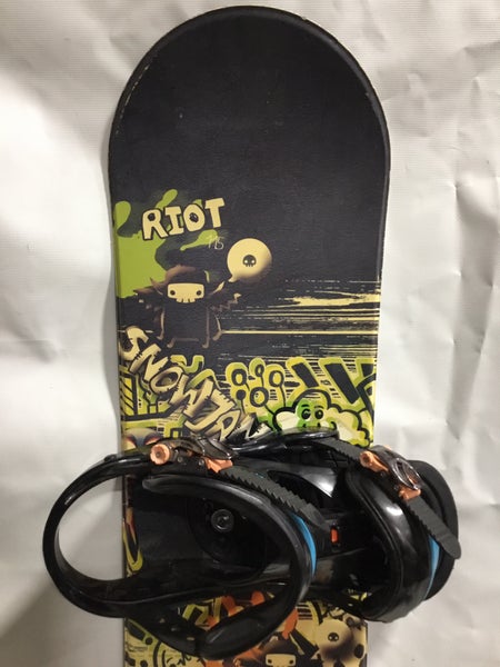 115 Snowjam Riot Snowboard w/ bindings | SidelineSwap | Buy and Sell on ...