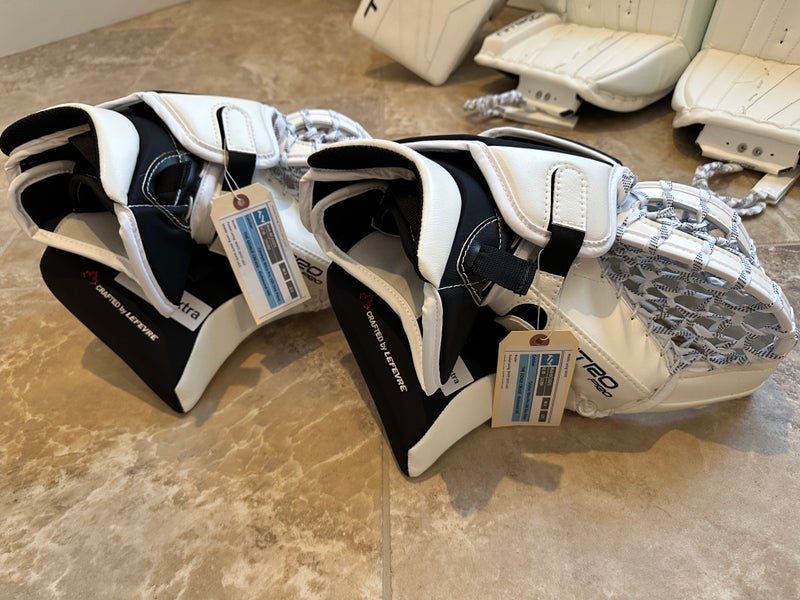 New 32"+2" True Nitro Pro Full Set + Extra Glove | SidelineSwap | Buy ...