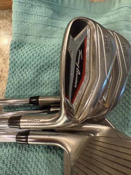 Men's 845 Right Handed Iron Set Regular Flex (7 Clubs) #5 - #9, PW, GW ...