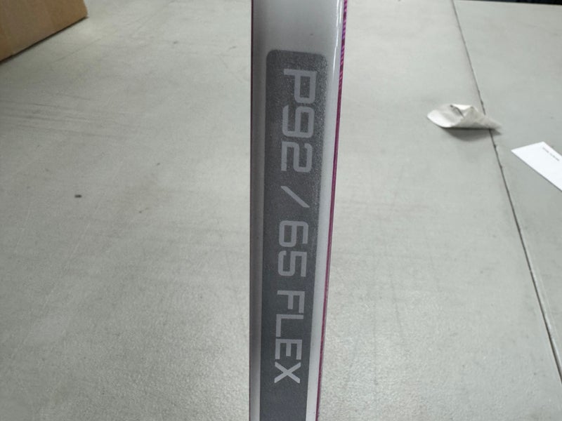 *NEW* Bauer Stick Proto 2 White R/65/P92 | SidelineSwap | Buy and Sell ...