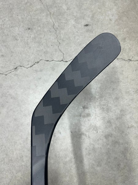 30 Flex P29 Senior CCM FT8 Pro Right Hand Hockey Stick Pro Stock (New ...