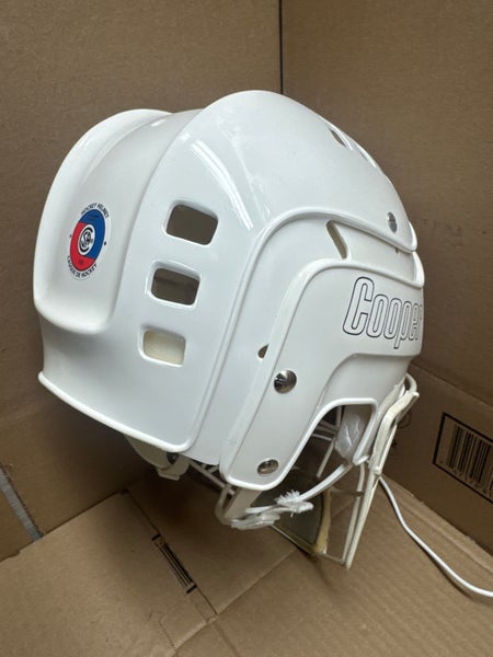 VINTAGE COOPER SK600 HOCKEY HELMET LIKE NEW WITH HM40 PLAYER GOON CAGE ...