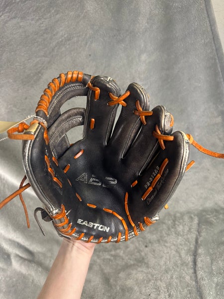 Brown Easton AB2 RH Outfield Baseball Glove 12" (Used) | SidelineSwap ...