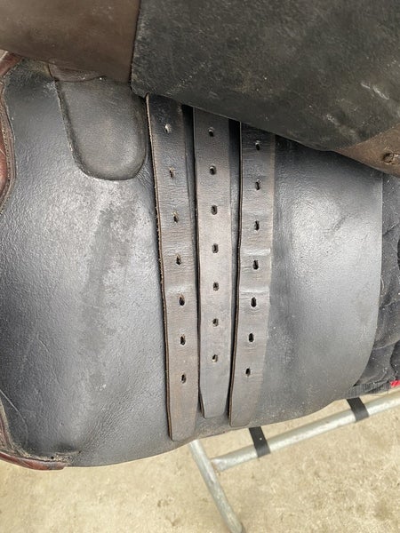 Used Courbette Classic 17.5" AP English saddle w/fittings, pad ...