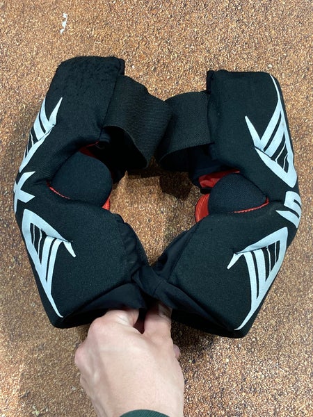 Used Youth Medium STX Stinger Arm Pads | SidelineSwap | Buy and Sell on ...