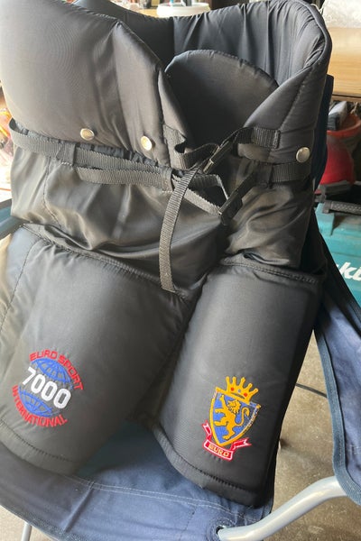 Like New Euro Sport 7000 (CCM/Reebok Manufactured in Canada)Senior ...