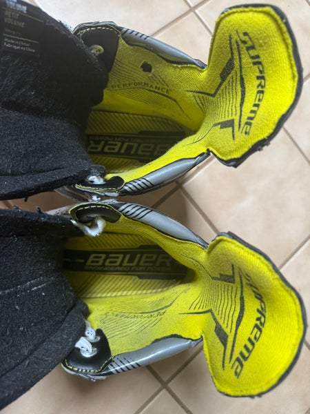 Black Bauer Supreme Ignite Pro+ Hockey Skates 9 (Used) | SidelineSwap ...