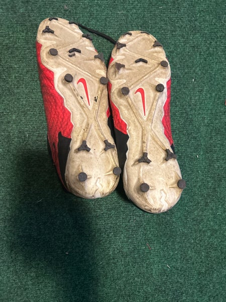 Red Men's Size M 9.0 (W 10.0) Nike Phantom GX Turf Cleats and Shin ...