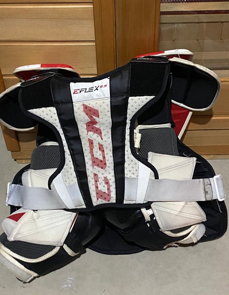 CCM Eflex 5.9 Goalie Chest Protector Intermediate Small (Used ...