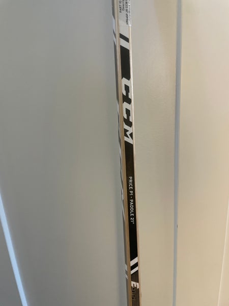 CCM Extreme Flex 4.5 Regular Goalie Stick (used for one practice ...