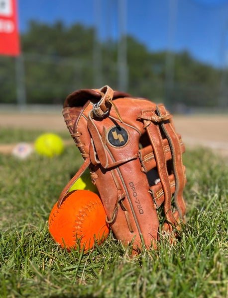 Vintage 1990s SSK DPG-780 13" Dimple Pattern Softball Glove - RHT ...