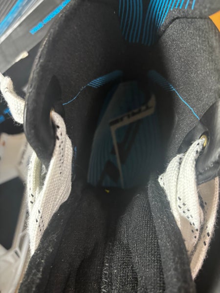 True TF7 Hockey Skates Regular Width 7.5 (New) | SidelineSwap | Buy and ...